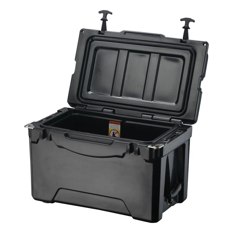 Outdoor fishing cooler box